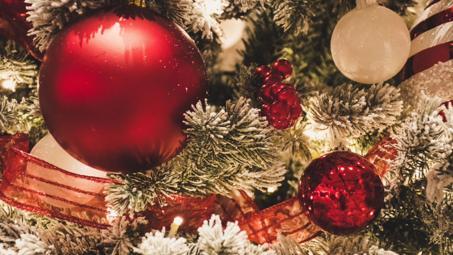 3 Inexpensive Ways to Show Gratitude This Holiday Season - Her Digital ...